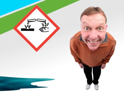 EIGHT WEEK AGO I WAH IN HOBIDAL NOW MY BACK NOT BROEKN 052610684141