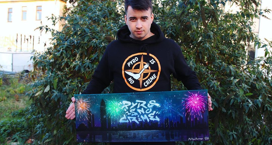 Glp Intro by IntensiveNotchTape87003 Sound Effect - Meme Button - Tuna