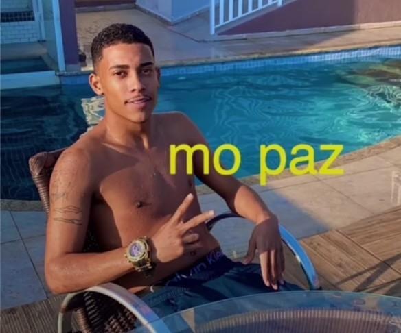 MEME DOS CRÉDITOS FINAIS SÓ QUE MUITO MUITO ESTOURADO! 448714484093