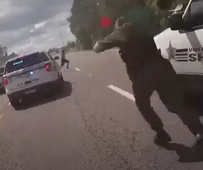 Shootout by TheChosenOnereallyhim Sound Effect - Meme Button - Tuna