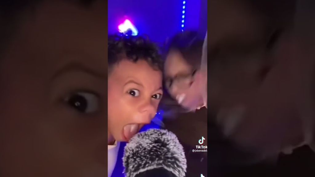 Child EARRAPE by SempaiiNova Sound Effect - Meme Button - Tuna