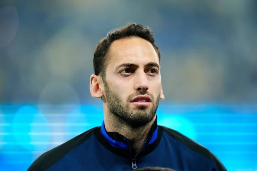 hakan calhanoglu burada 10 numara by TapeLimiterBus4066 - Meme Sound ...