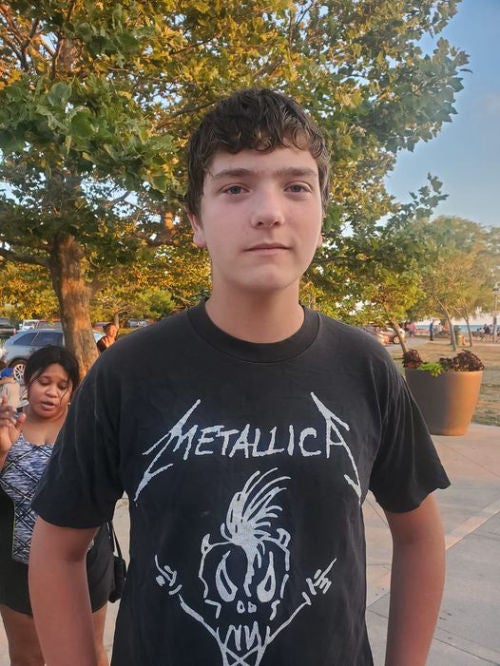 Deep dark fantasies by Mirandy Sound Effect - Meme Button - Tuna